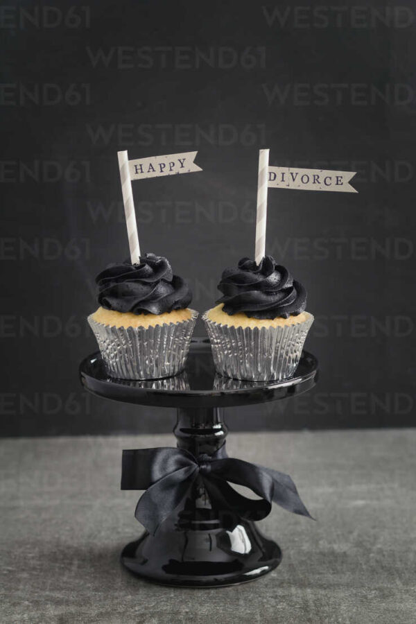 99 divorce cake ideas you have to see to believe! - Divorce Club
